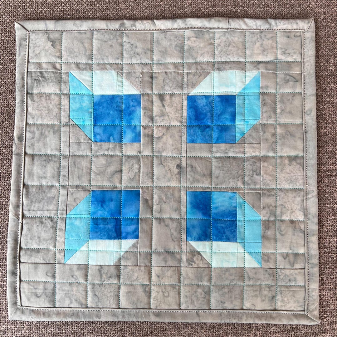 Modern 3D Mini Quilt - Table Topper - Machine Quilted - About 12 1/4" X ...