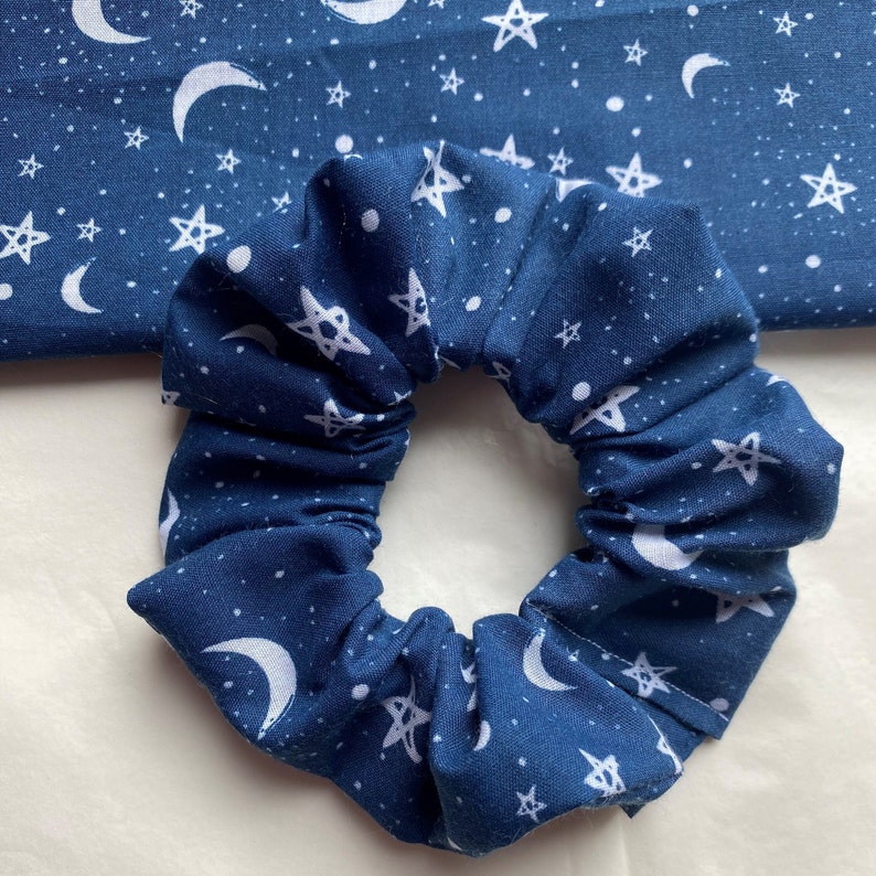 Space Themed Scrunchies | Space Scrunchies, Galaxy Gifts, Scrunchies ...