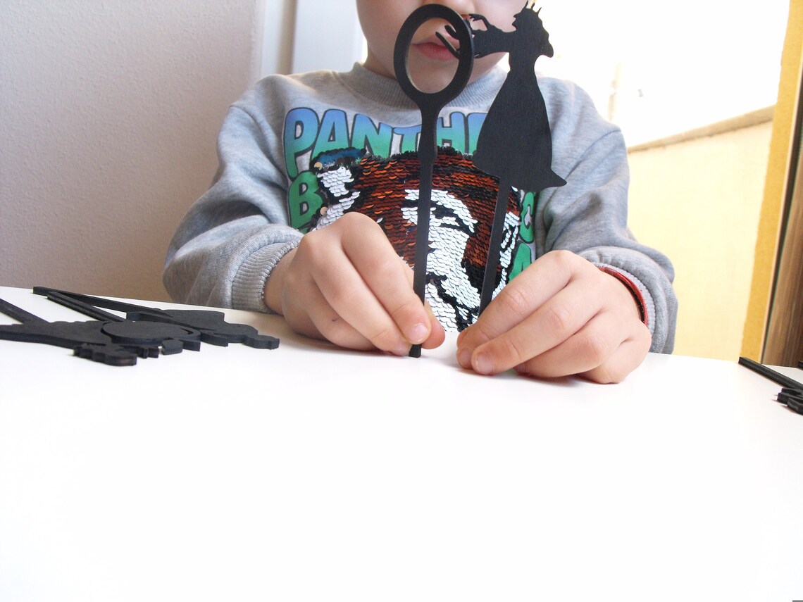 Snow White and the Seven Dwarfs Shadow Play Shadow Puppetry Play ...