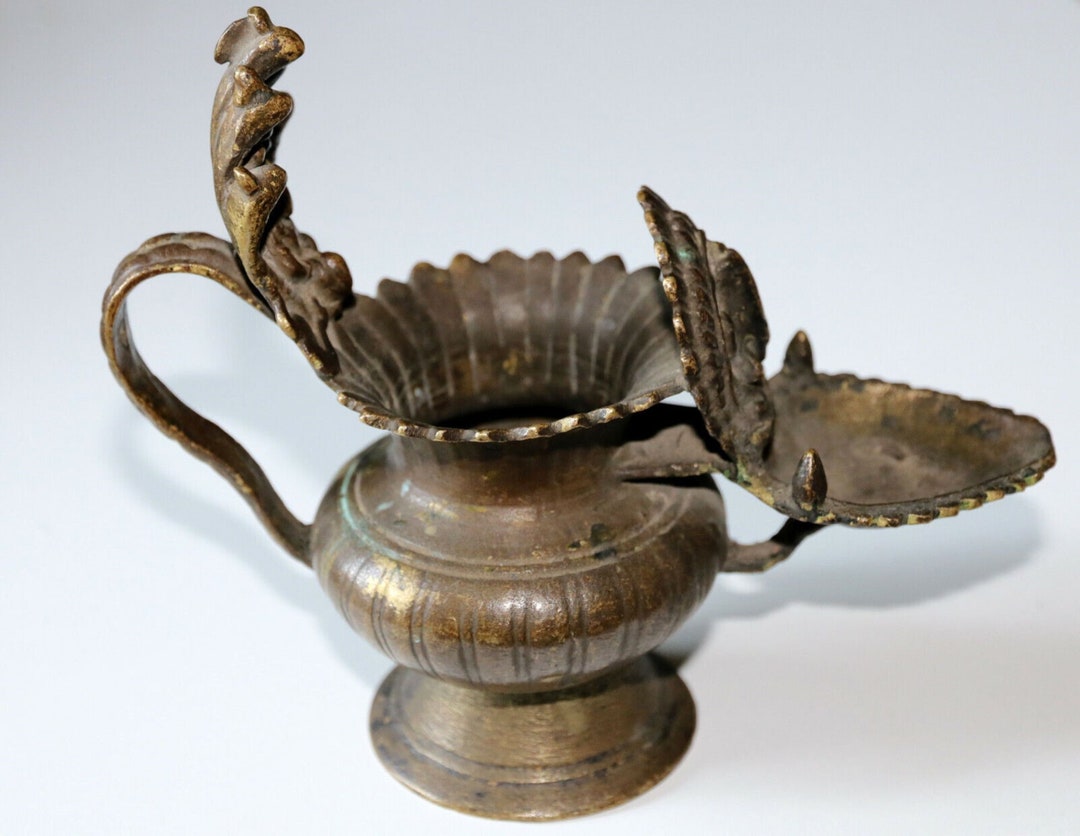 Oil Lamp-nepal-hinduism-hindu-ganesh-ancient Object - Etsy
