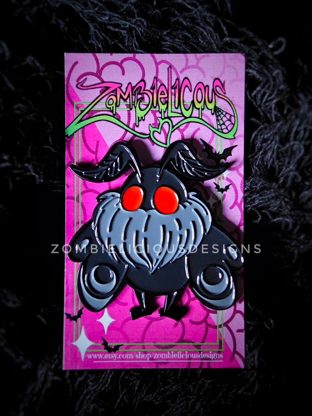Mothman Pin Soft Enamel Pin Spooky Cute - Etsy