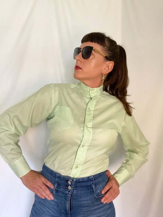 green vintage button up - Gem