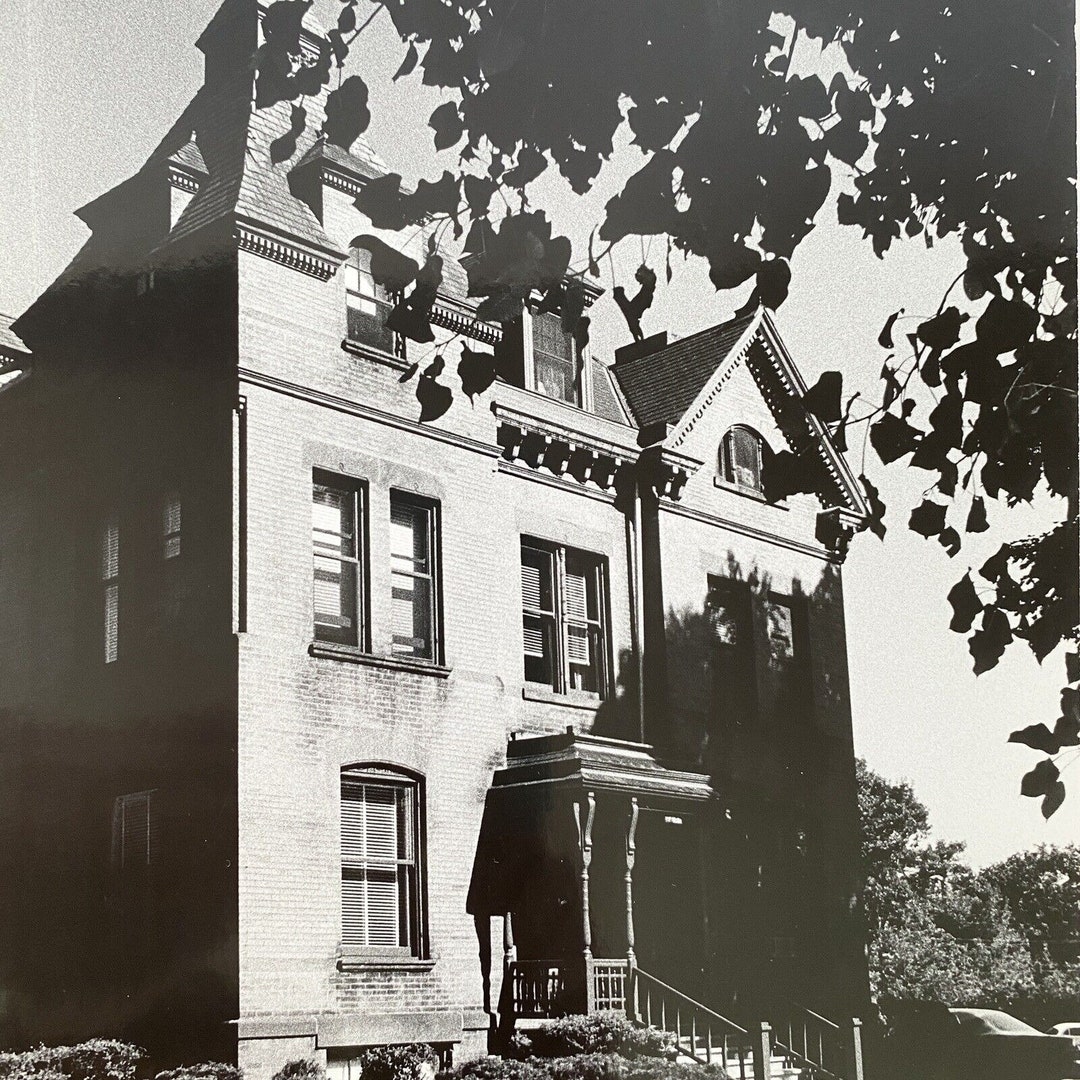 1970s Original Elizabethan Building Glen Ellyn IL Black White 8x10 ...