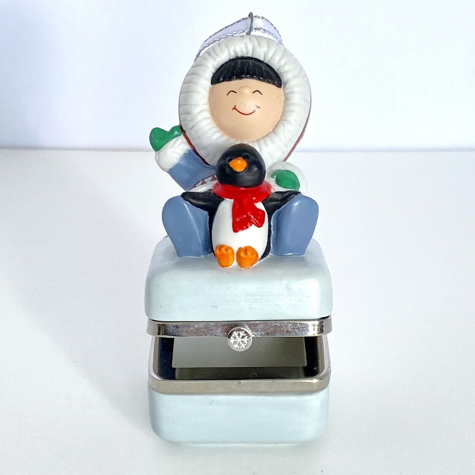 2002 Hallmark Inuit Penguin Keepsake Christmas Ornament Frosty Friends ...