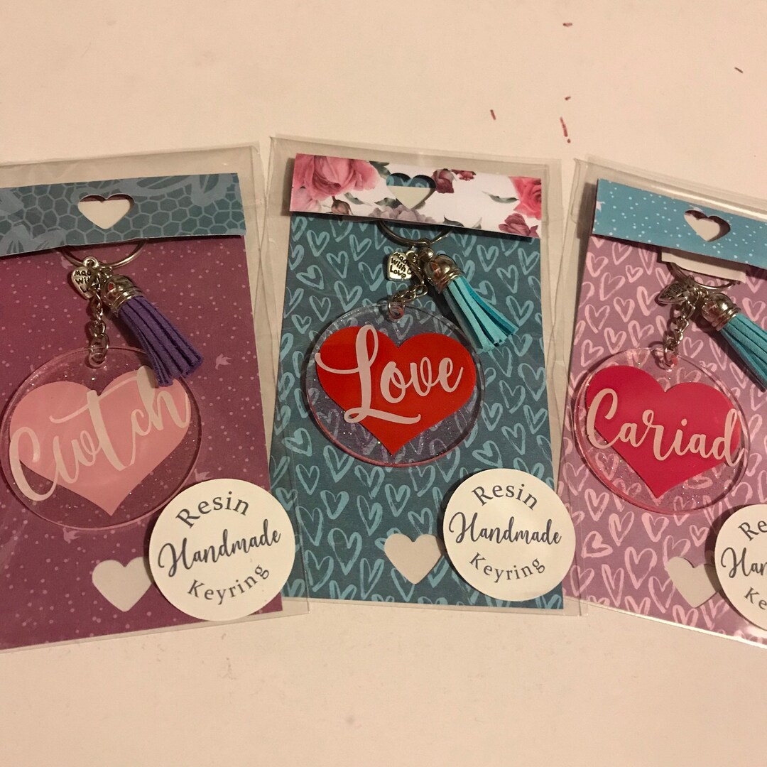 Love Cariad Cwtch Heart acrylic resin keyring with tassel & charm Welsh ...