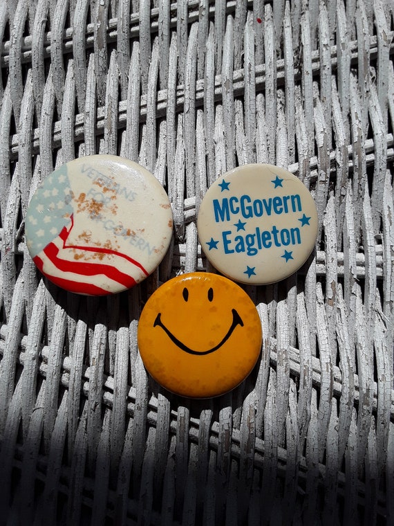 Vintage McGovern Eagleton 1972 Campaign Pinback Button - Gem
