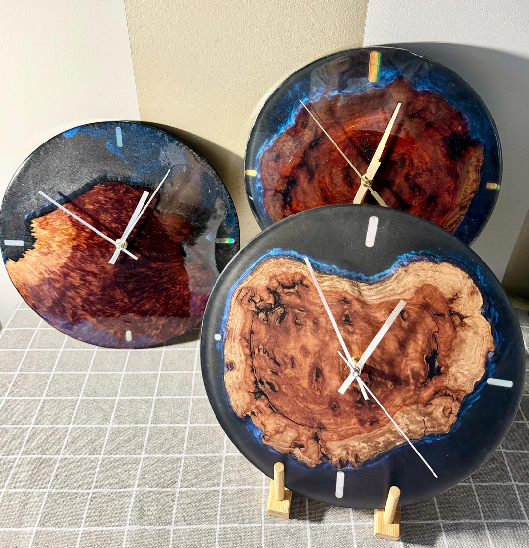 Handmade Resin and Wood Clock Unique Timepiece With Natural Charm ...