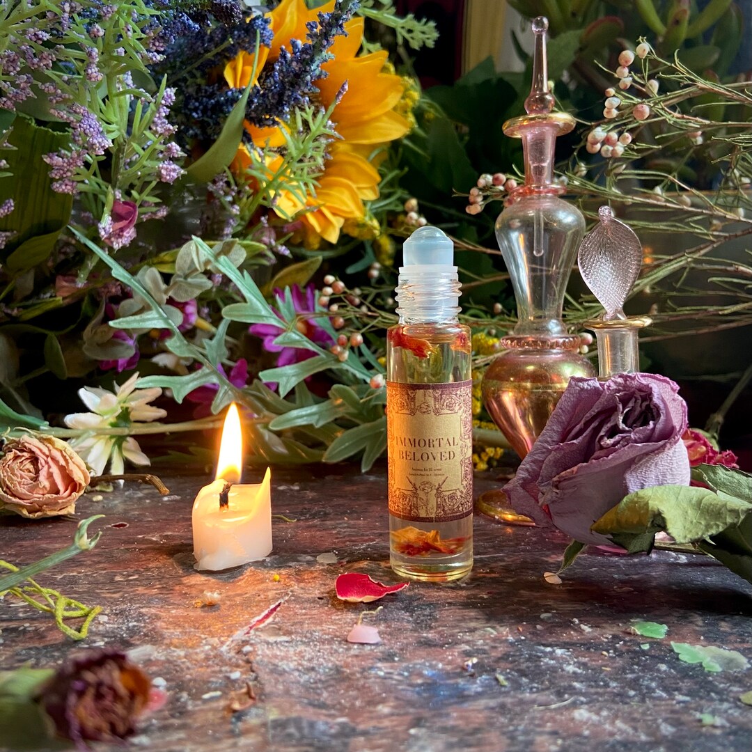 Immortal Beloved Amber & Warm Vanilla Sugar Perfume Oil Roll-on | All ...