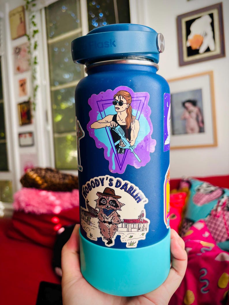 Vaporwave Sarah Connor T2 Water Bottle Sticker - Etsy