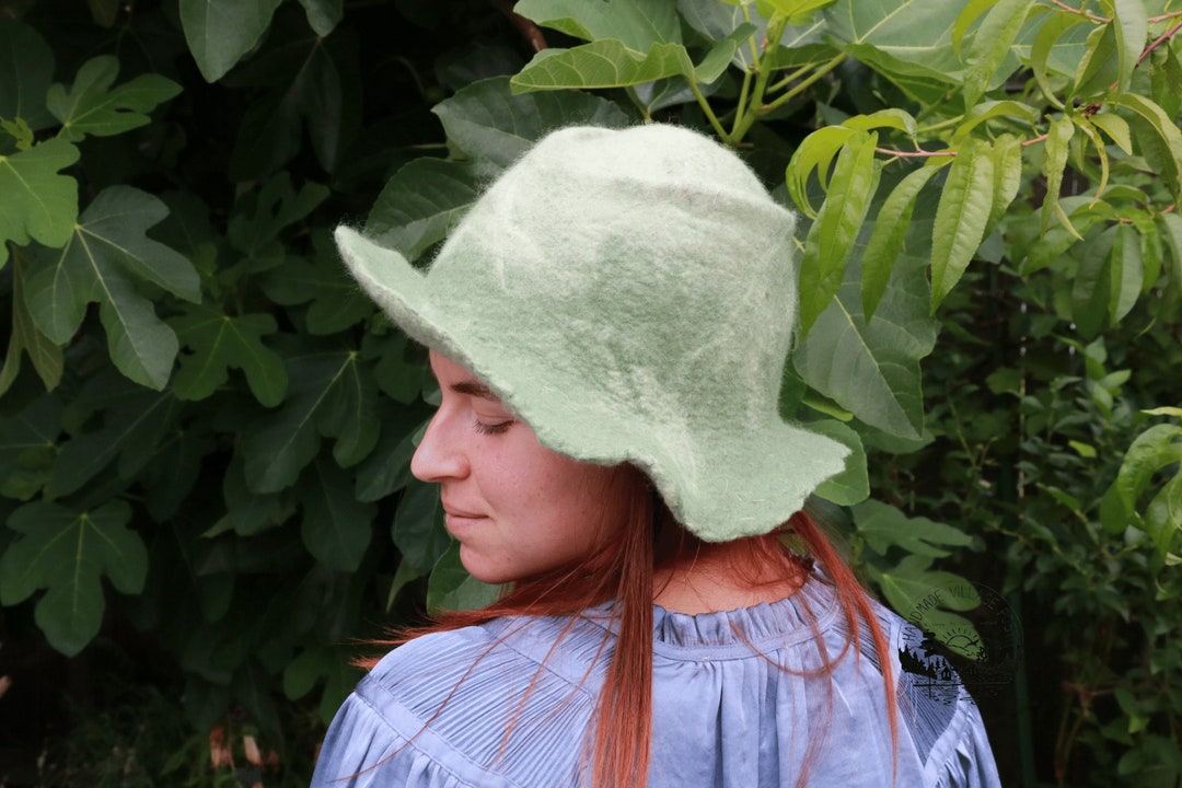 Light Green Wool Hat Made by Wet Felting - Etsy