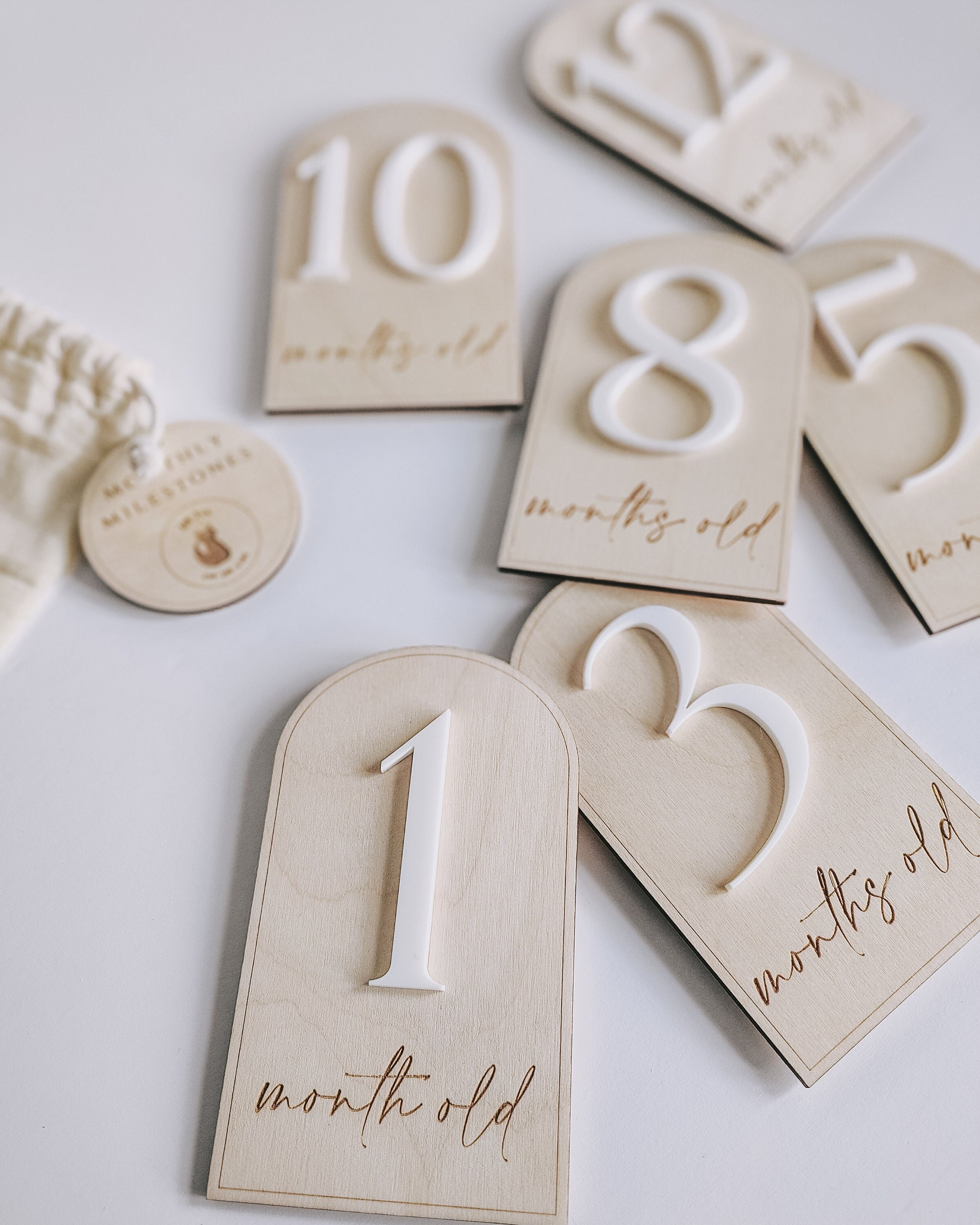 Baby Milestone Discs | Wooden Milestone Cards | Arch Monthly Milestones ...