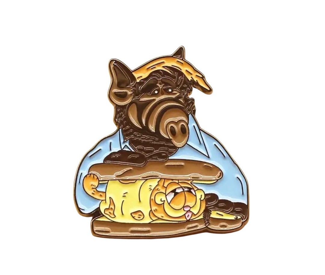 Alf the Alien Eating Garfield the Cat 80s Retro Cartoon Charecters Pin ...