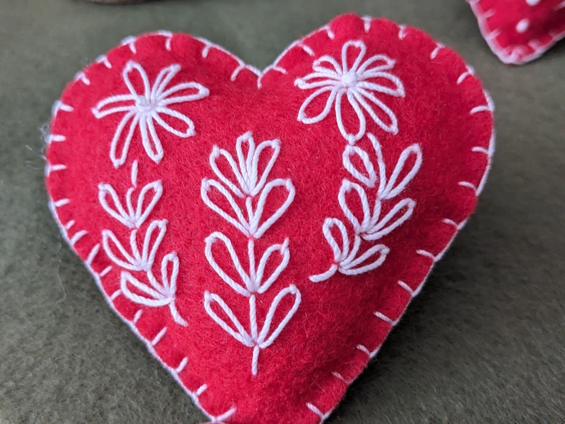 Hand Embroidered Red Felt Heart Ornaments - Set of 3, Romantic Decor - Etsy