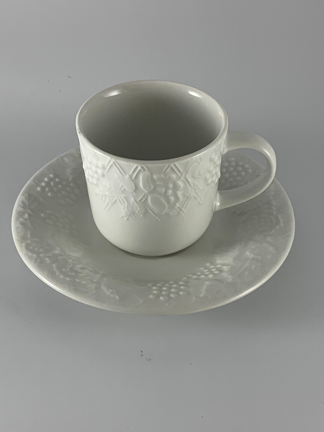 Vintage Gibson Fruit Off-white Cup and Saucer Set Embossed With Fruit ...