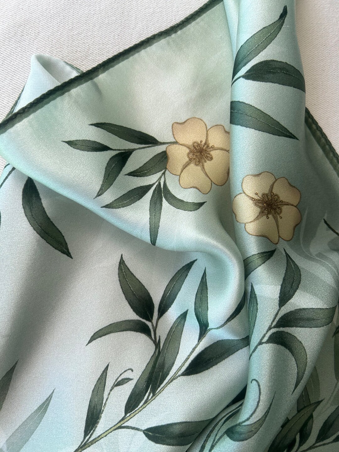 Pure Natural Mulberry Medium Silk Scarf 26 X 26 Green Floral Delicate ...