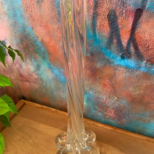 Vintage Elephant Foot Bud Vase, Elegant Clear Glass Twisted Ribbed Neck ...