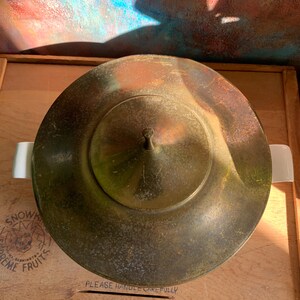 1950s Kenilworth USA Retro Brass Lid & White Ceramic Casserole Serving ...