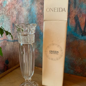 2002 Oneida Crystal Gardens 8" Footed Bud Vase, Made in Germany, Cut ...