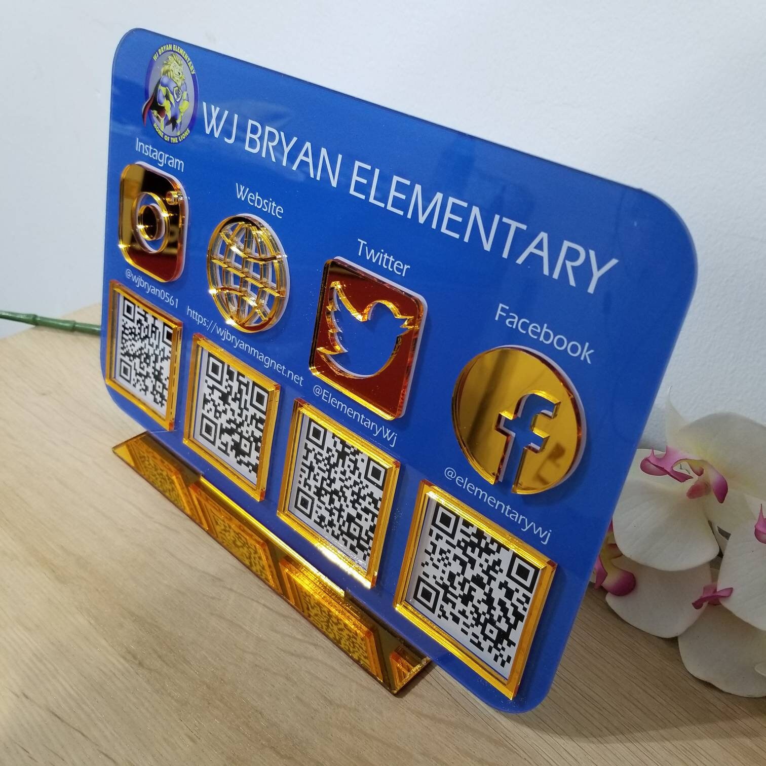 Let's Get Social QR Code Popup Shop Multi Social - Etsy