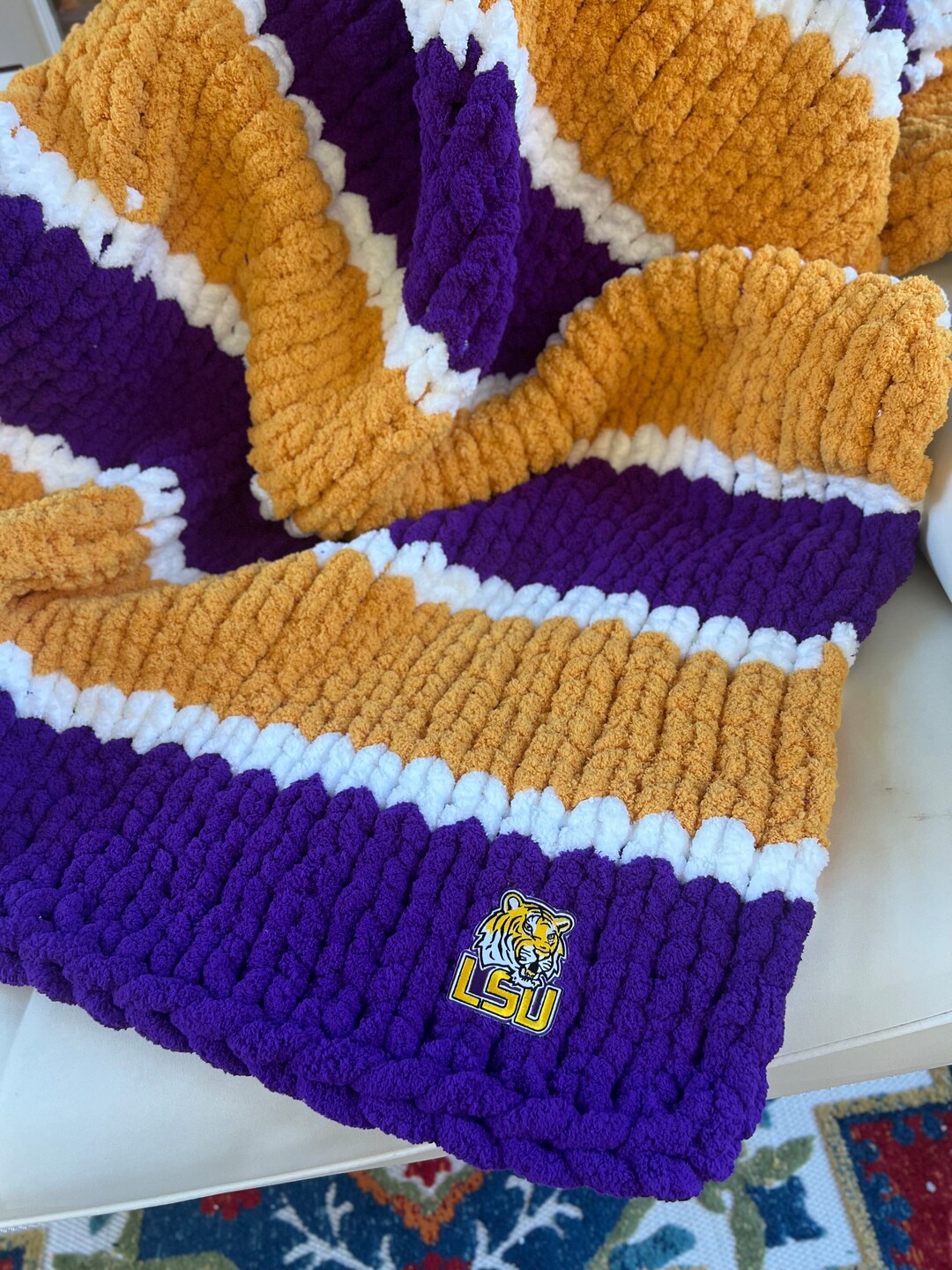 LOUISIANA State UNI Chunky Blanket With Logo, University Blanket With ...