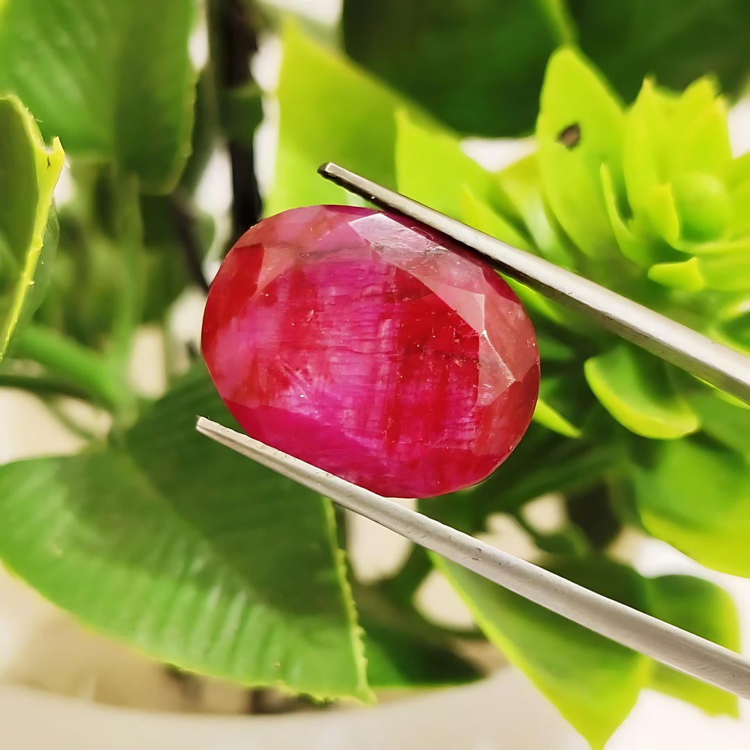 Red Ruby Mozambique AAA Gemstone: 10 Ct Oval Cut, Natural Unheated ...