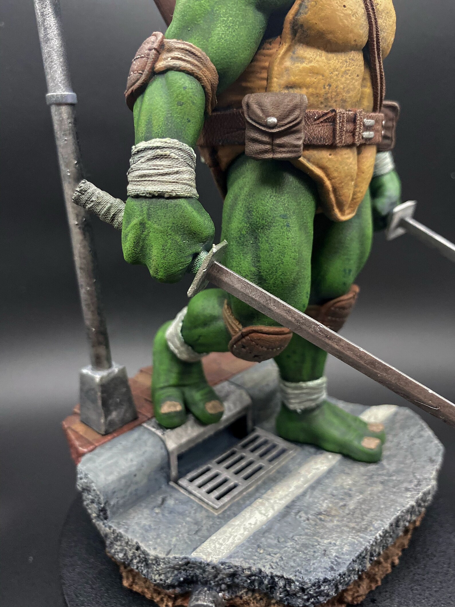 Leo 8K Resin Print Custom Paint 1/10 Scale - Etsy