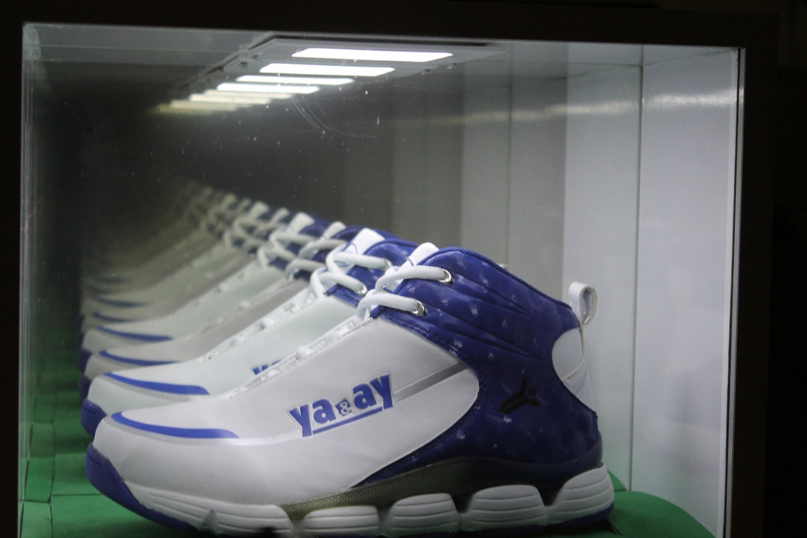 Infinity Mirror Box, Lighted-up LED Panel Light, Display of Product ...