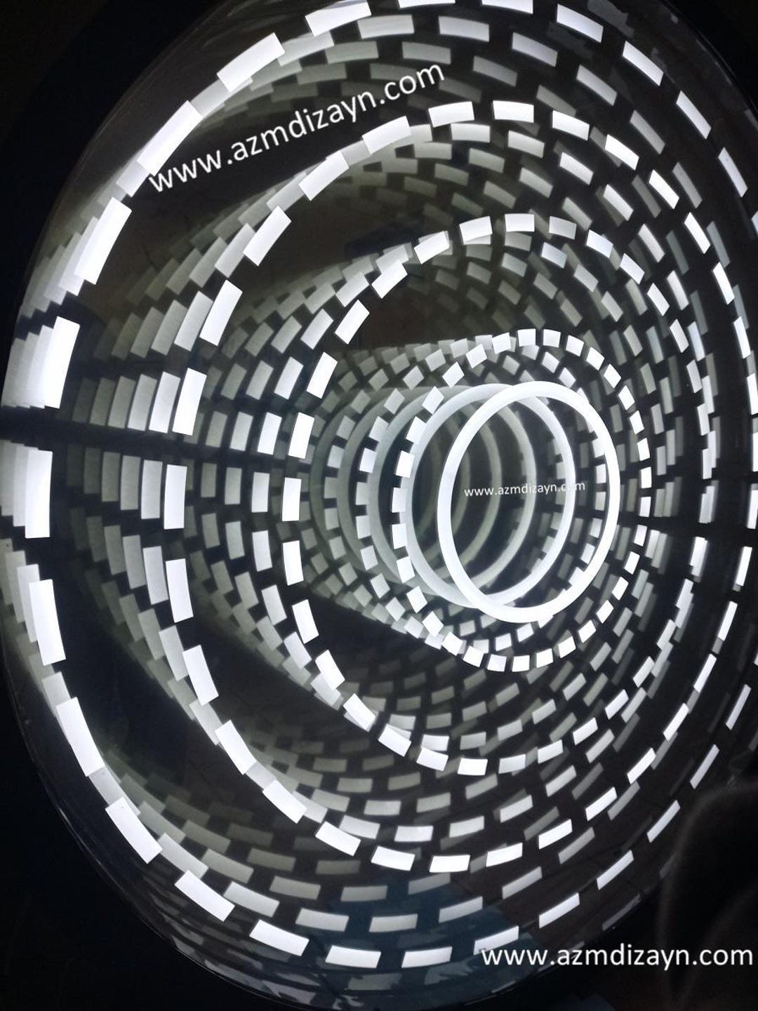 Round Infinity Mirror Wall Decor, LED Infinity Mirror With Ultra Dense ...