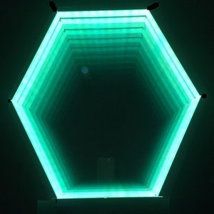 Hexagonal Infinity Mirror Wall Decor, LED Infinity Mirror With Ultra ...