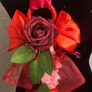 TRIPLE Ribbon Rose Graduation Lei With Sachet Bags - Etsy