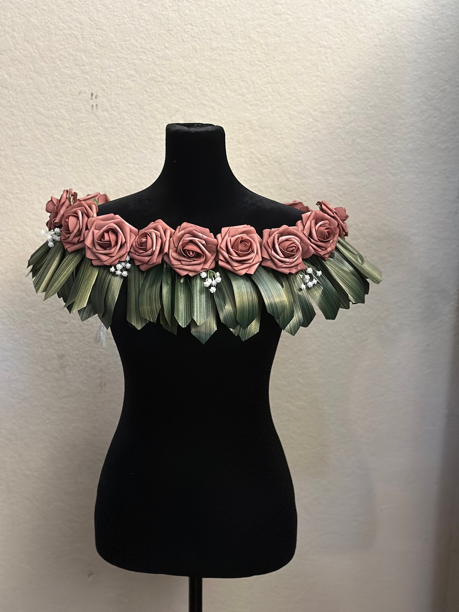 Rose Tongan Kahoa Graduation Lei - Etsy