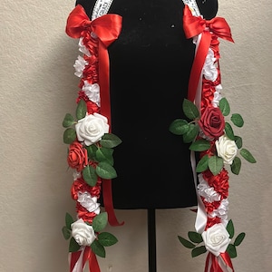 TRIPLE Ribbon Rose Graduation Lei - Etsy
