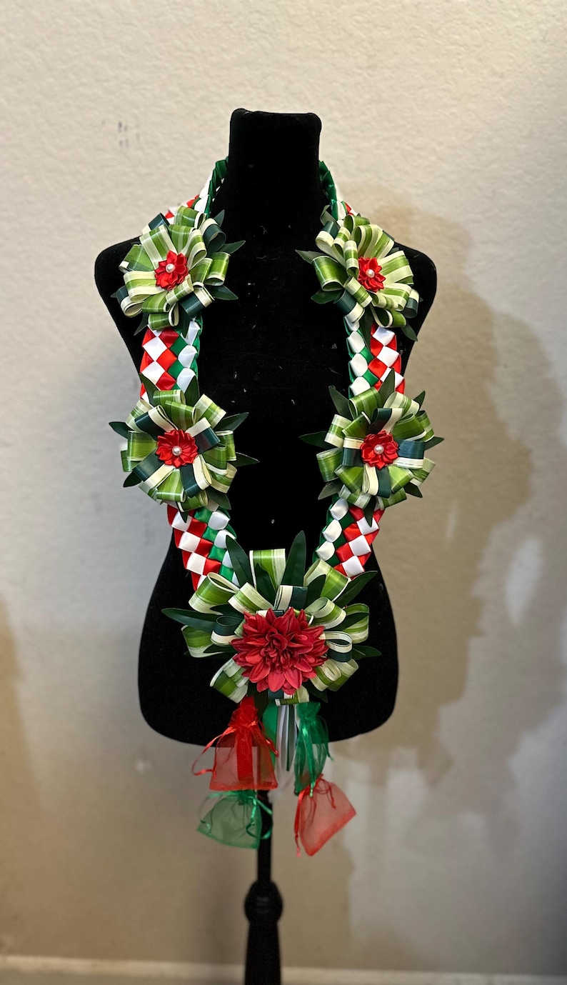 Mexican Graduation Lei With Sachet Bags - Etsy