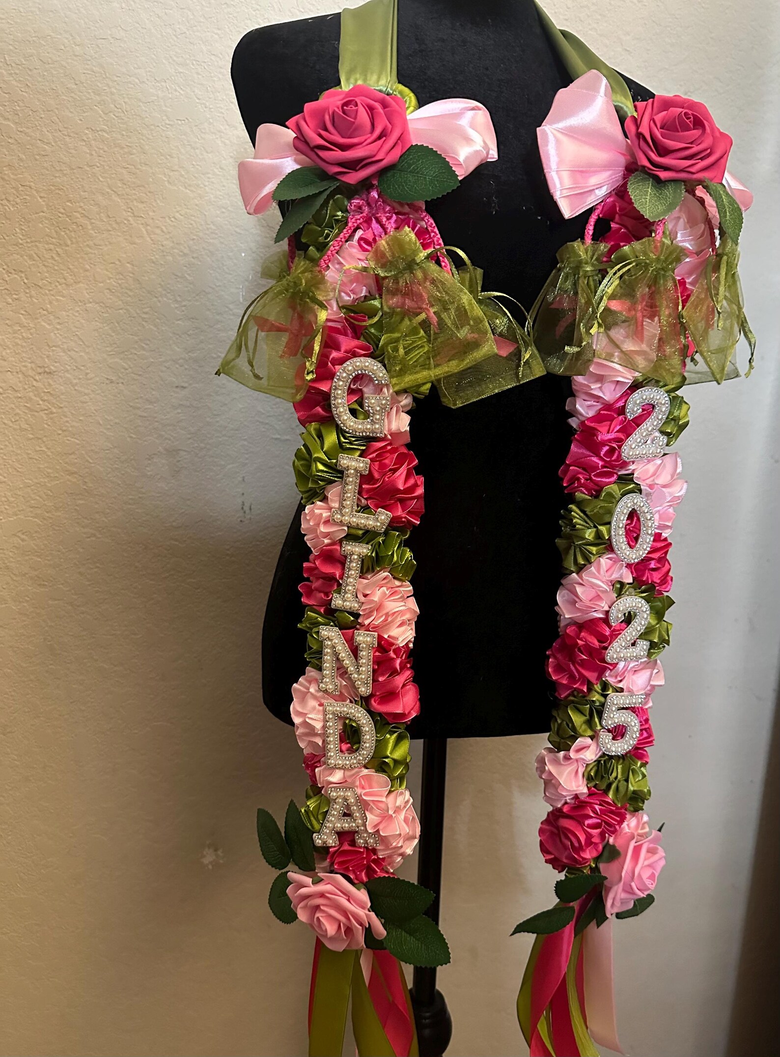TRIPLE Ribbon Rose Graduation Lei With Name and Year + Sachet Bags - Etsy