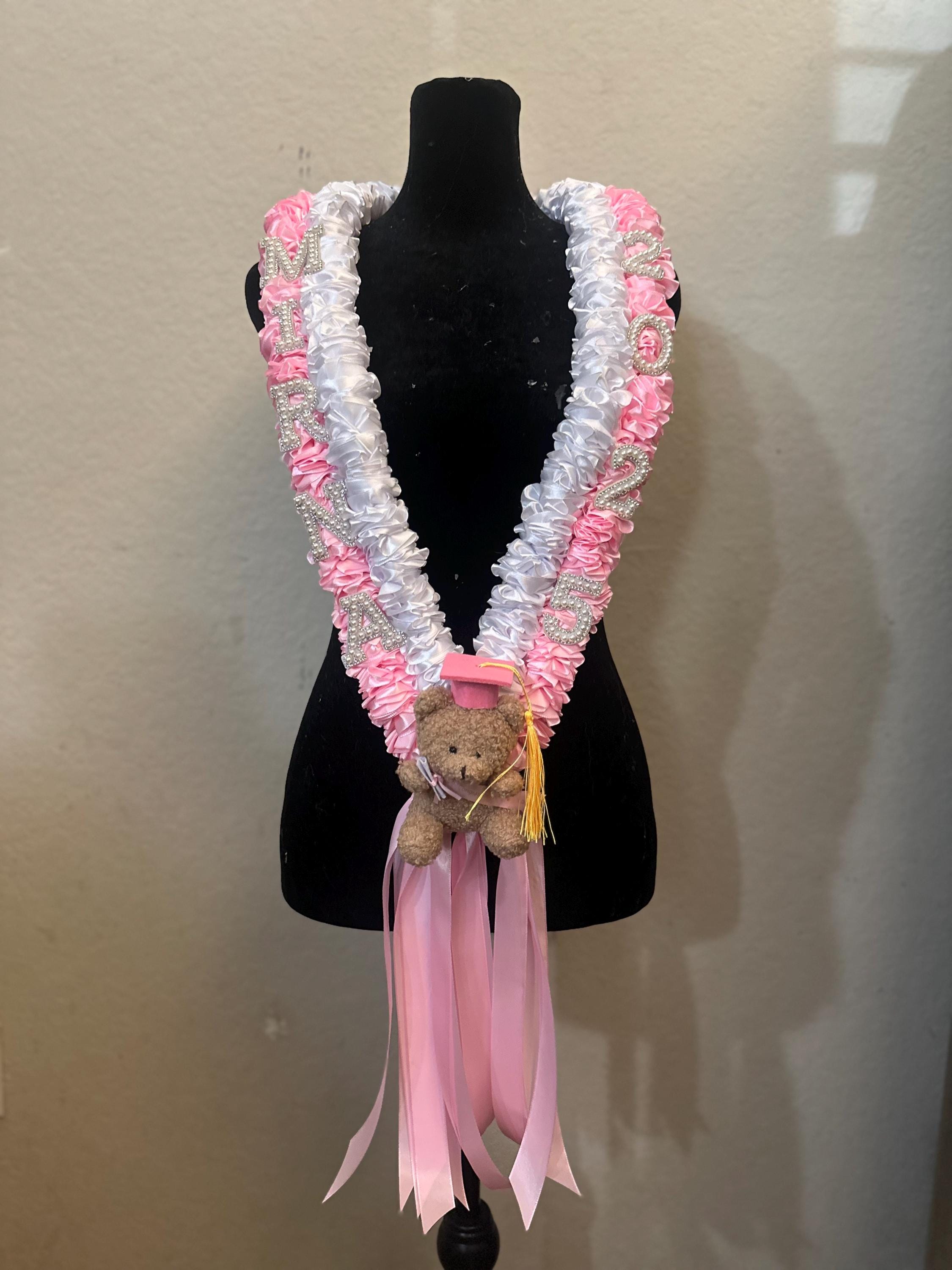 Graduation Lei With Mini Bear - Class of 2026 - Etsy