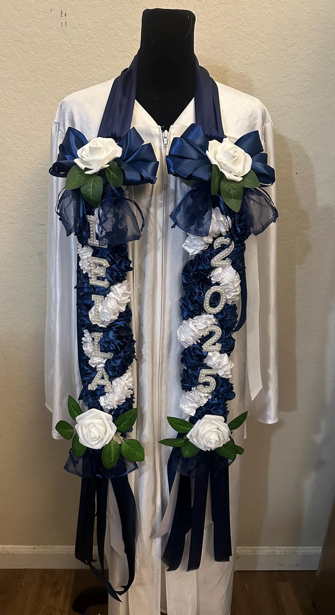 TRIPLE Ribbon Rose Graduation Lei With Name and Year + Sachet Bags - Etsy