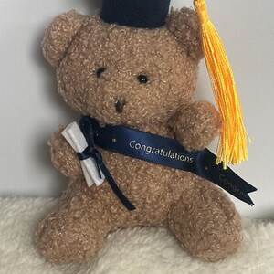 Personalized Graduation Lei With Mini Grad Bear - Class of 2026 - Etsy