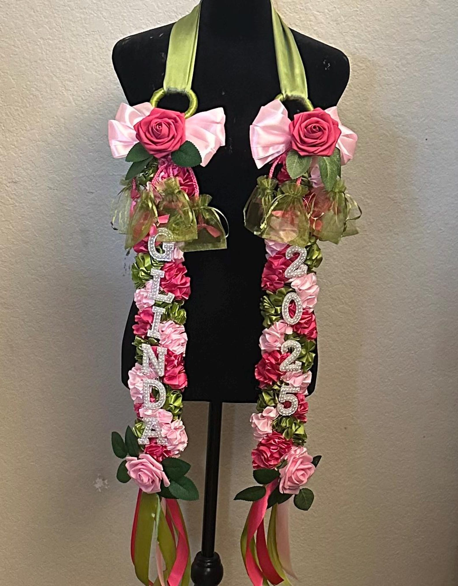 TRIPLE Ribbon Rose Graduation Lei With Name and Year + Sachet Bags - Etsy