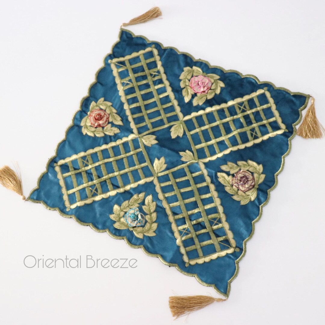 Middle Eastern Board Game, Pachisi, Barjees, Barjis, Traditional Game ...