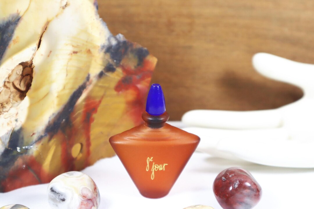 Miniature Perfume 5ml 8'jour Yves Rocher 80s Miniature Perfume Bottle Vintage Without Box - Etsy