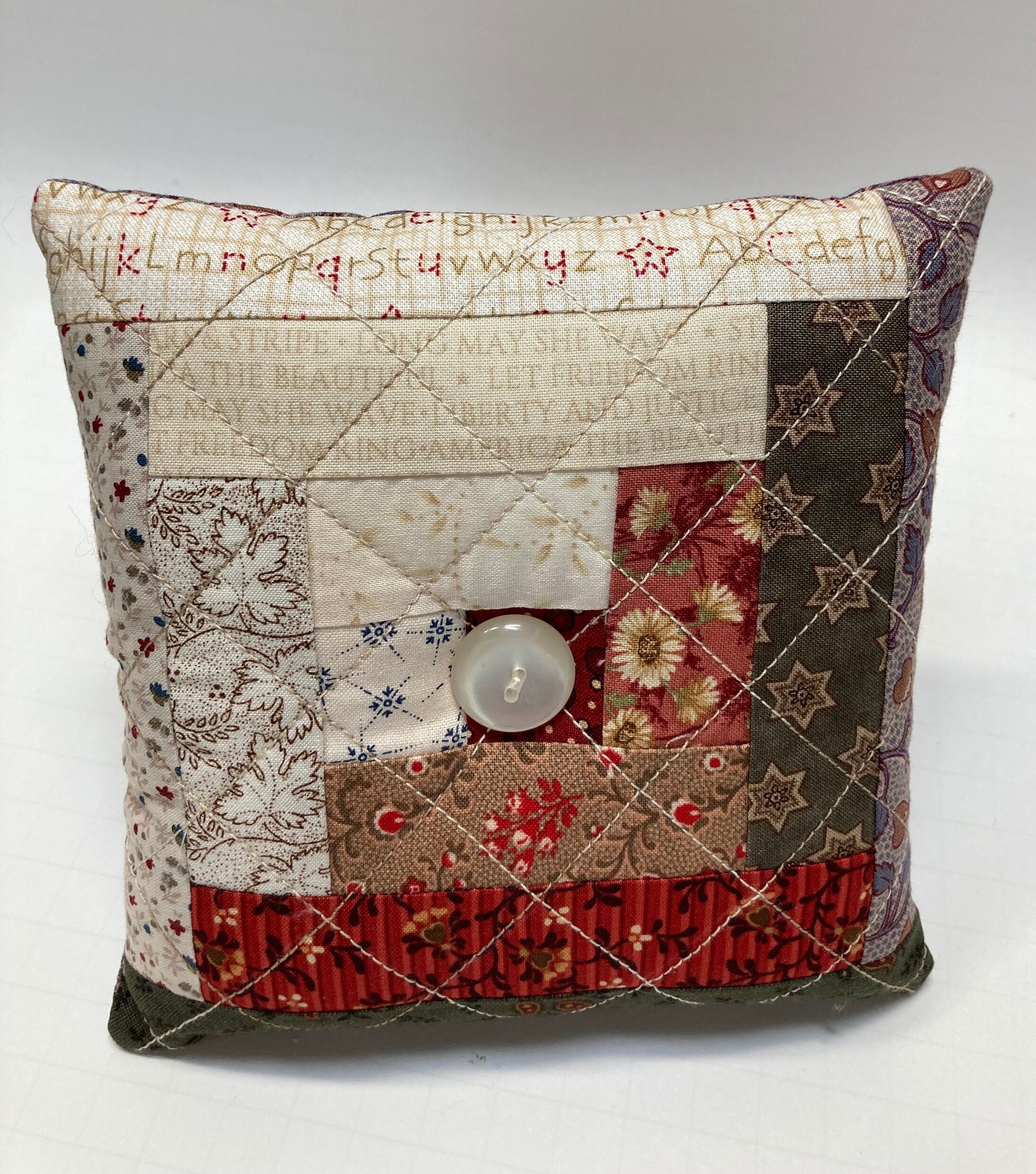 Old Fashioned Log Cabin Design,for Sewing,quilting, Applique, Crewel ...