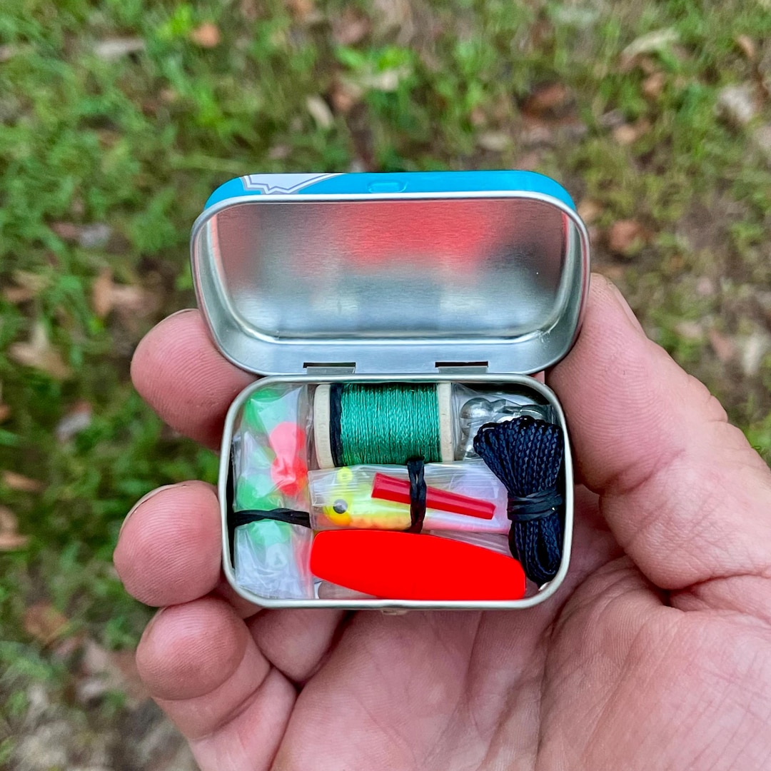 32 Pc Mini Survival Fishing Kit in Altoids Smalls Tin - Etsy