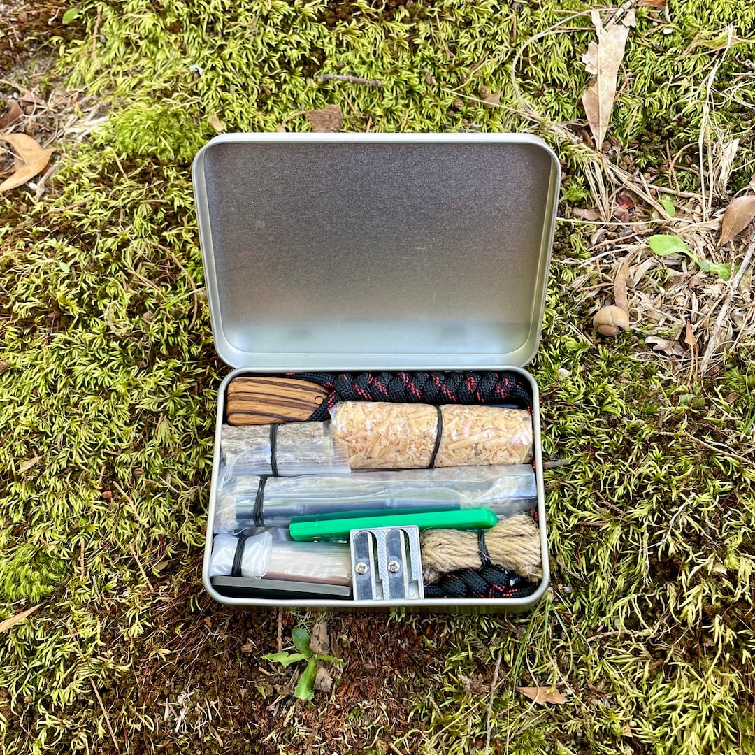 Ferro Rod and Striker Flint and Steel Solar Fire Making Kit Bushcraft ...