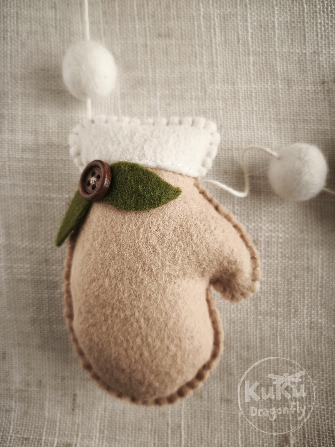 Christmas Mittens Felt Garland. Handmade Farmhouse Style Decoration. - Etsy