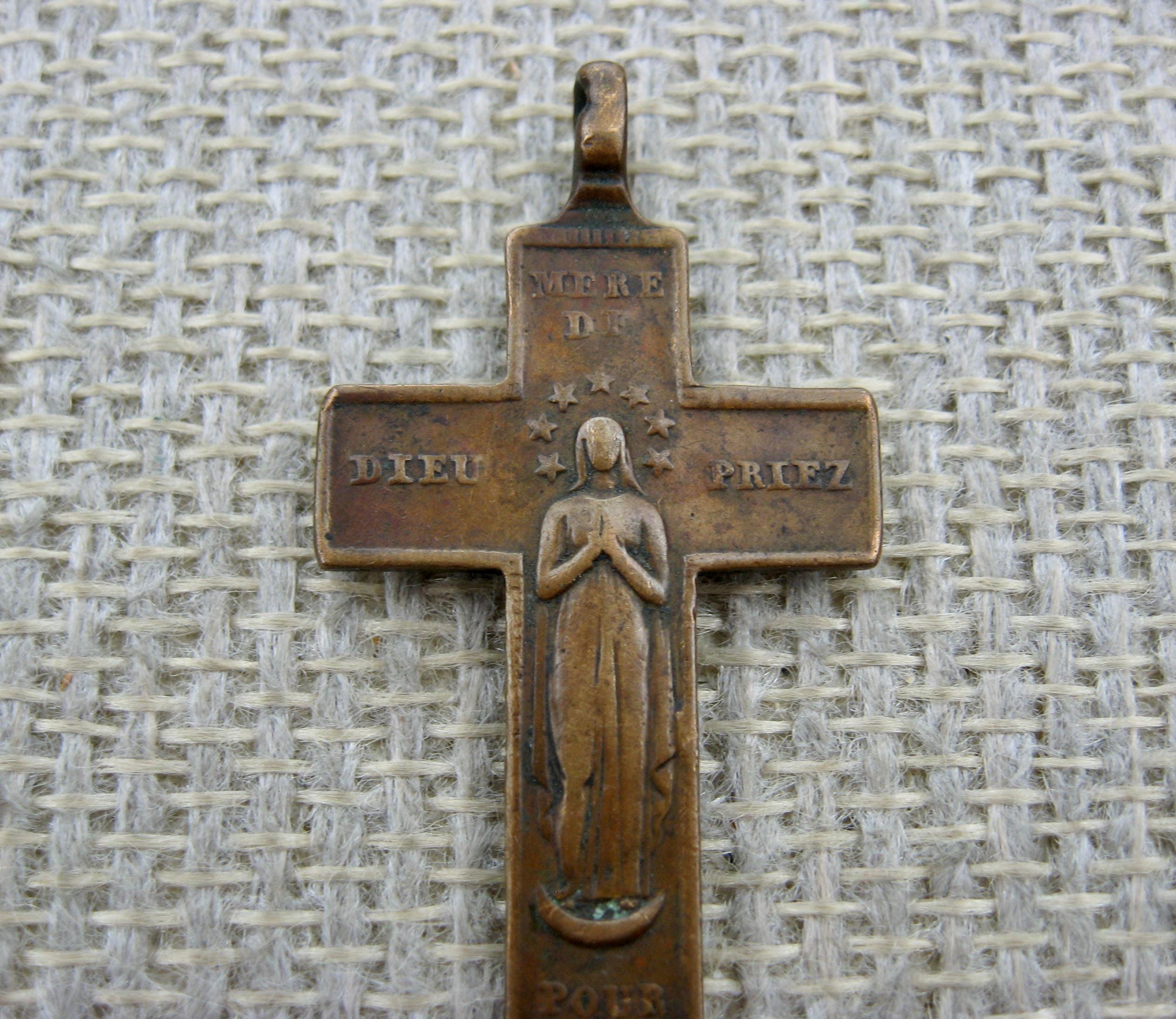 Memento Mori Crucifix With Jesus Christ and Virgin Mary - Etsy