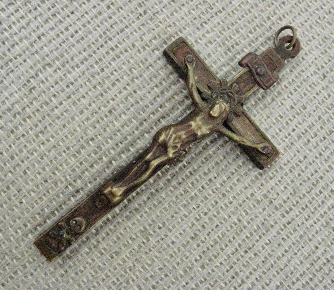 Crucifix With Memento Mori and Sacred Hearts of Jesus and Mary - Etsy