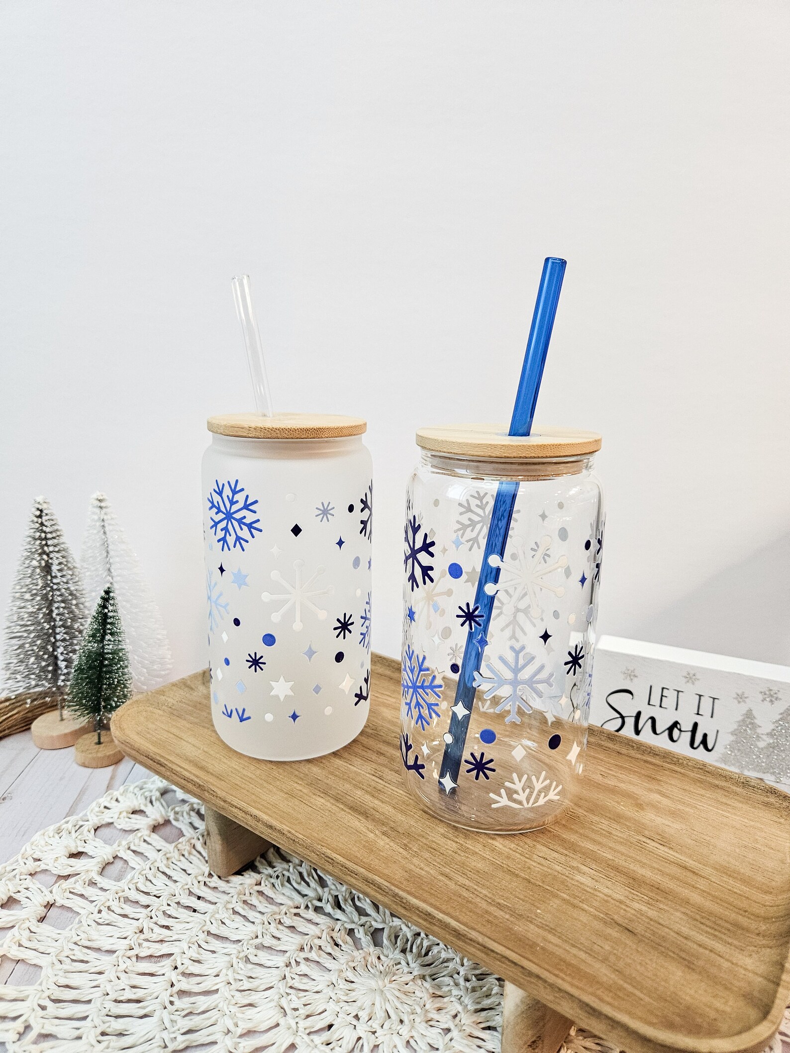 Snowflake Beer Can Glass Cup, Christmas Iced Coffee Glass Cup With Lid ...