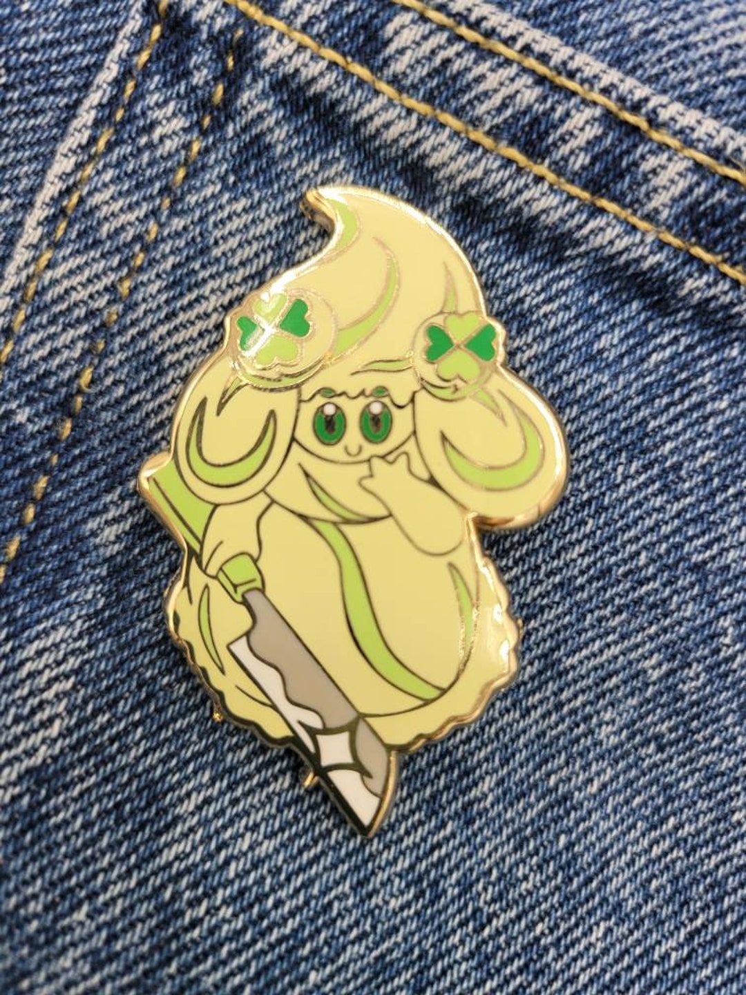 Hm01-cut Cream Fairy Enamel Pin - Etsy