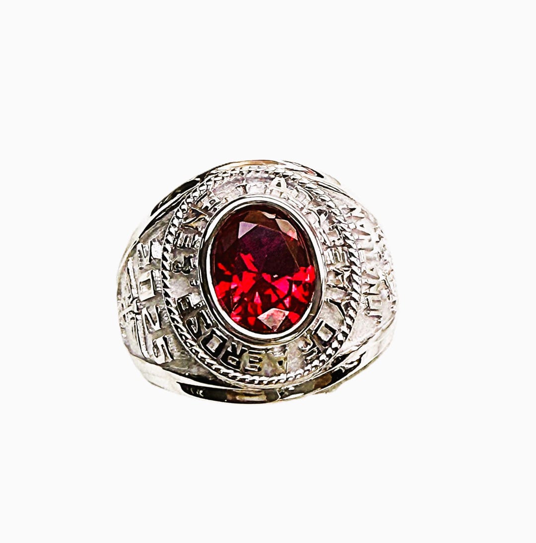 Men's Customized Class Ring for High School and University Grads ...