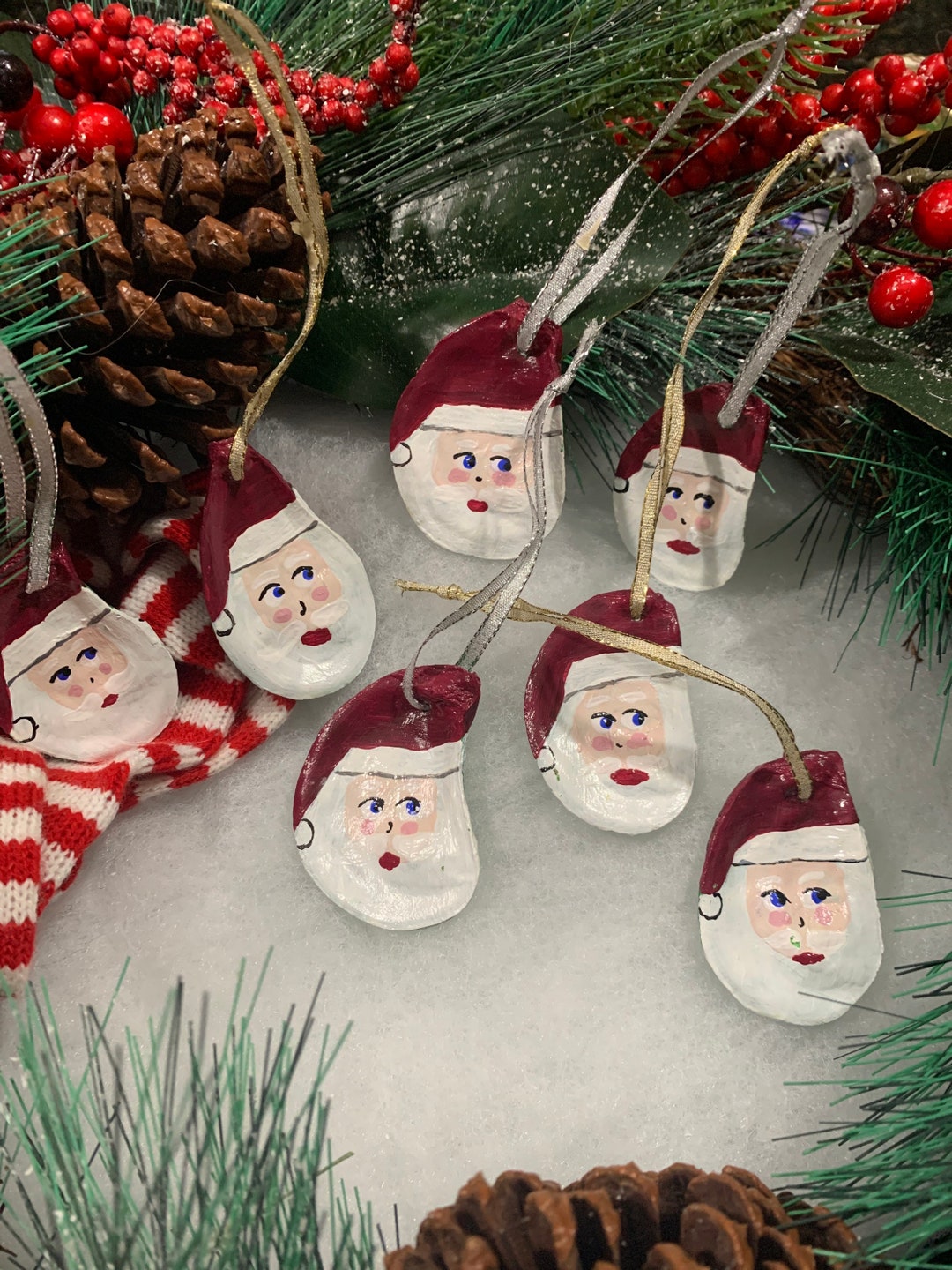 Mini Oyster Shell Santa Ornament - Hand Painted - Etsy